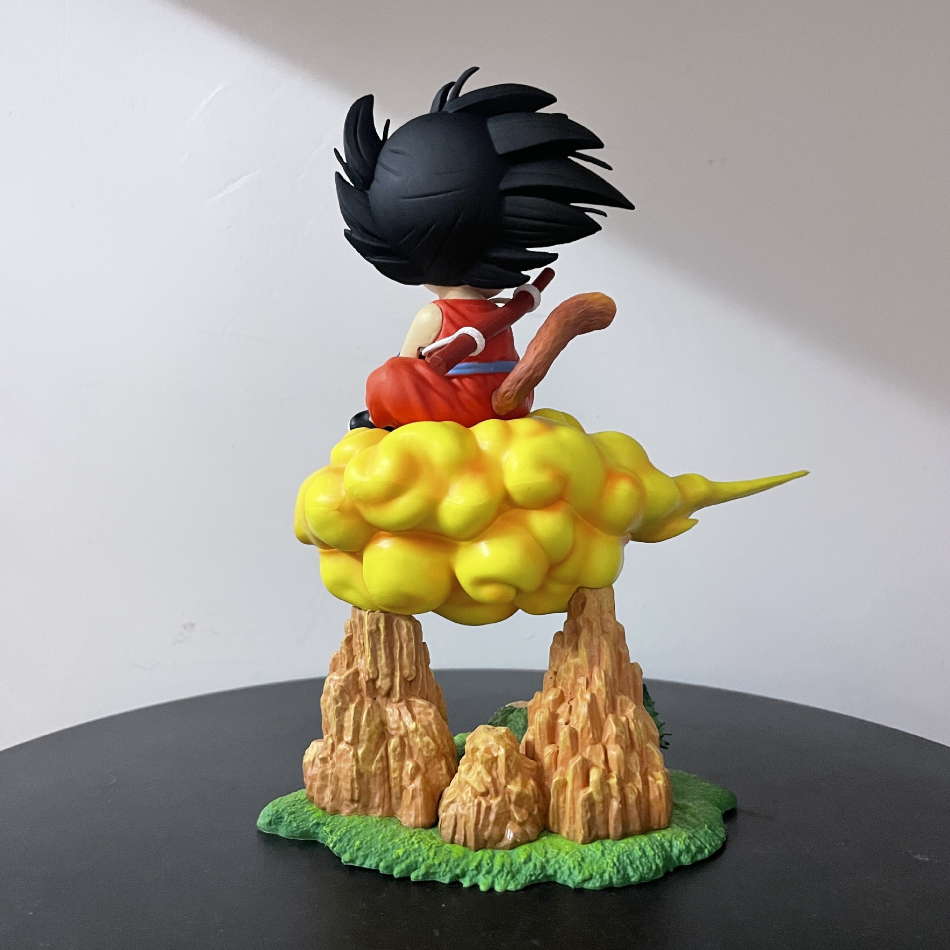 Mô hình figure: Son Goku Đằng Vân Qua Núi - TAKI SHOP - MÔ HÌNH FIGURE